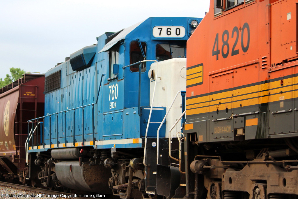 BNSF 4820 and emdx 760 are 2nd and 3rd on this freight.